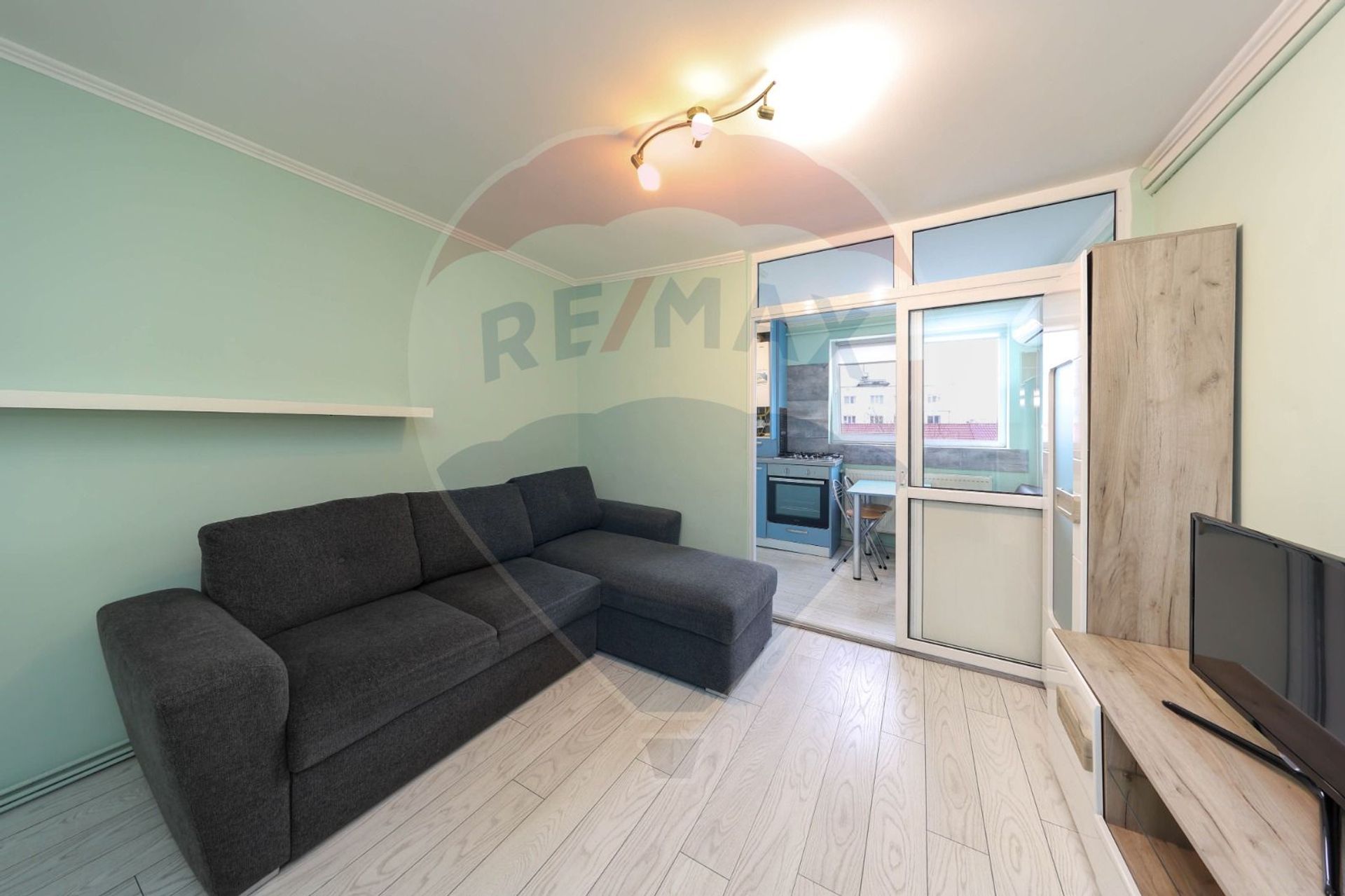 Garsoniera , inchiriere in Brasov, Uzina 2 RMX170804 | RE/MAX Romania